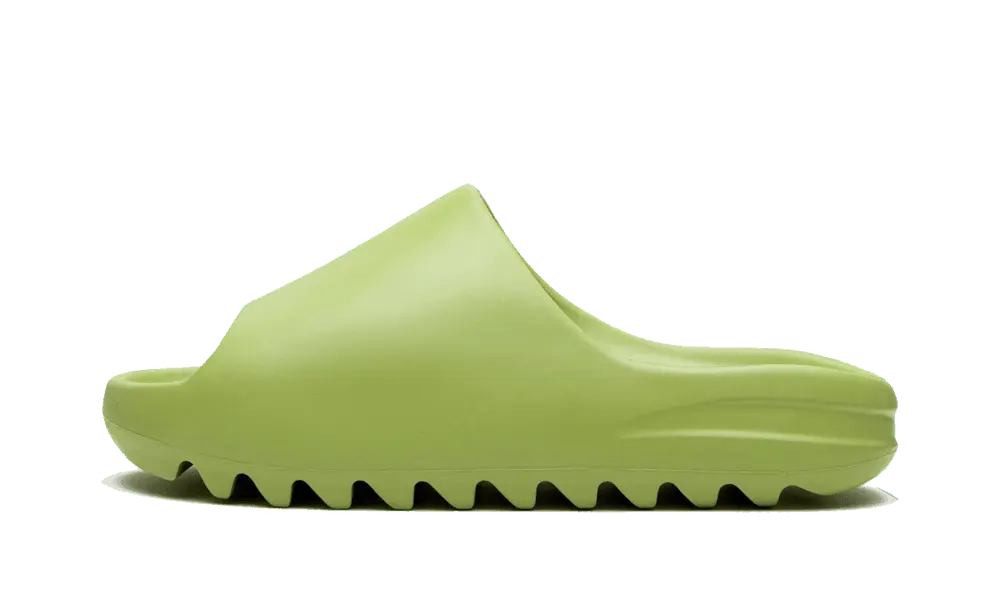Yeezy Slide Resin — Confort y estilo urbano esencial – Next Step